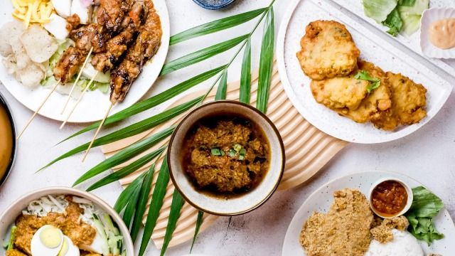 25 best city hall food & restaurants (update October 2025 )