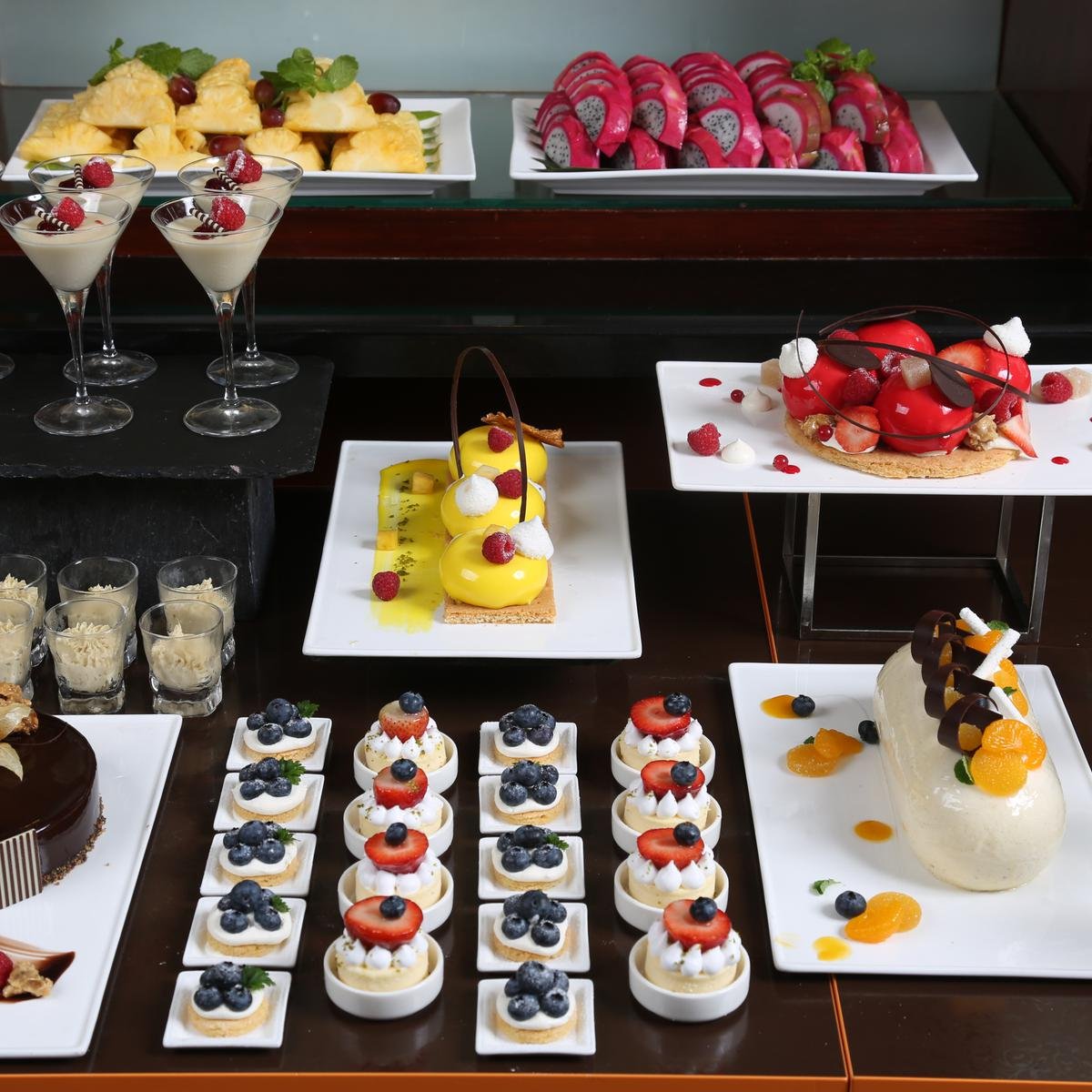 Café 2000 review menu price update 2026